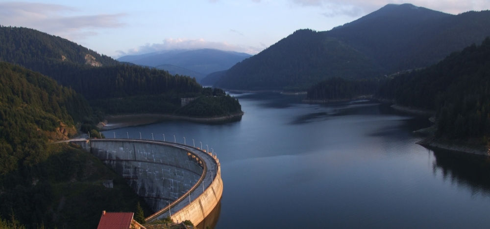 BENEDEK ENDRE BARLANGKUTATÓ ÉS TERMÉSZETVÉDELMI EGYESÜLET – FLOROIU ...